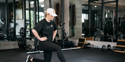 Snowboard workout: Get fit with Zoi Sadowski-Synnott