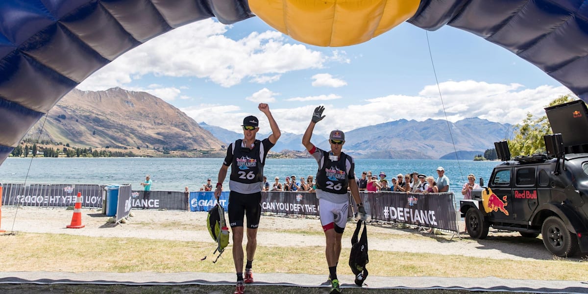Braden Currie & Dougal Allan lead Defiance after Day 1