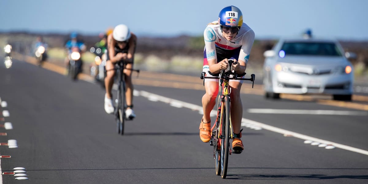 Lucy Charles segunda en el IRONMAN World Championship