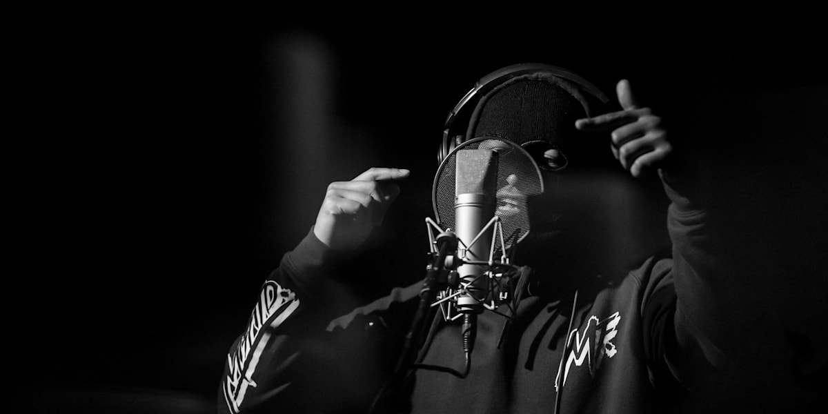 Diggy Dupe brings the ski mask raps to 64 Bars