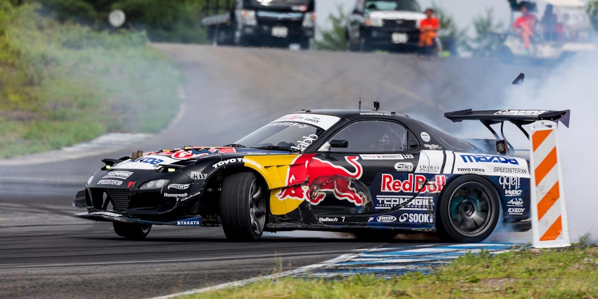 Mad Mike qualifies top spot at Formula Drift Ebisu