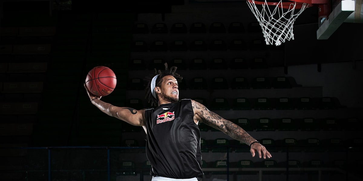 Intervista: Daniel Hackett a 360°