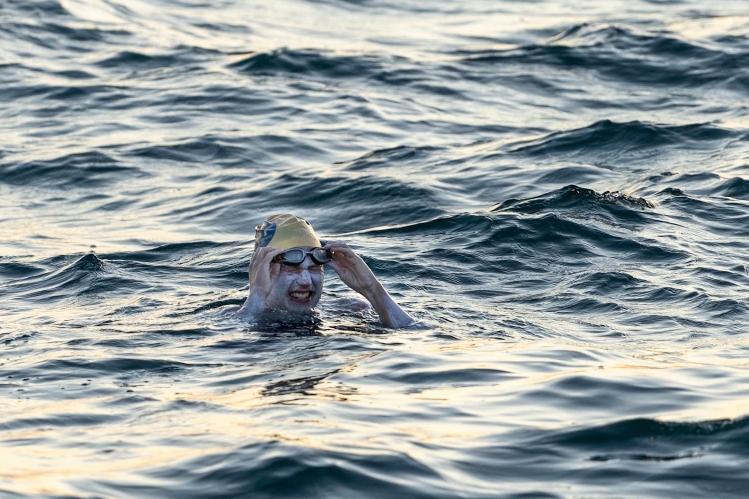 How to be Superhuman S2 E2: swimmer Sarah Thomas