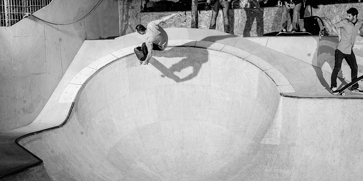 Italy’s Daniel Cardone with a massive wallie rag off