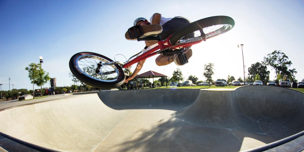 BMX Tricks: How to air table with Broc Raiford *video*