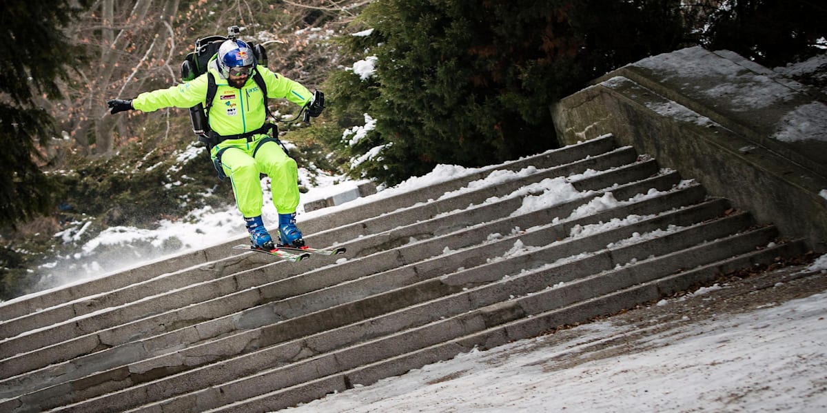 Filip Flisar mit dem Jetpack durch Maribor Video 2017