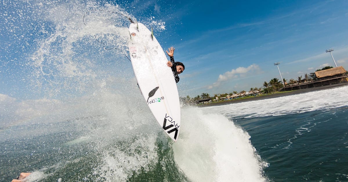 The best photos from surf photographer Scotty Hammonds