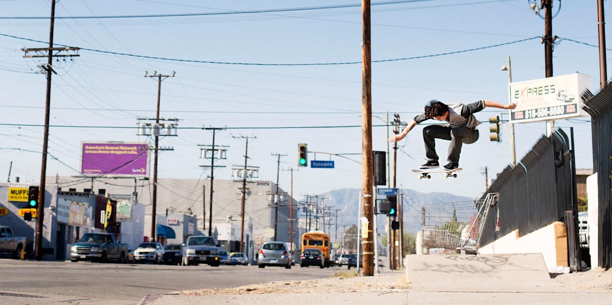 Coastal Business: Denny Pham w Los Angeles