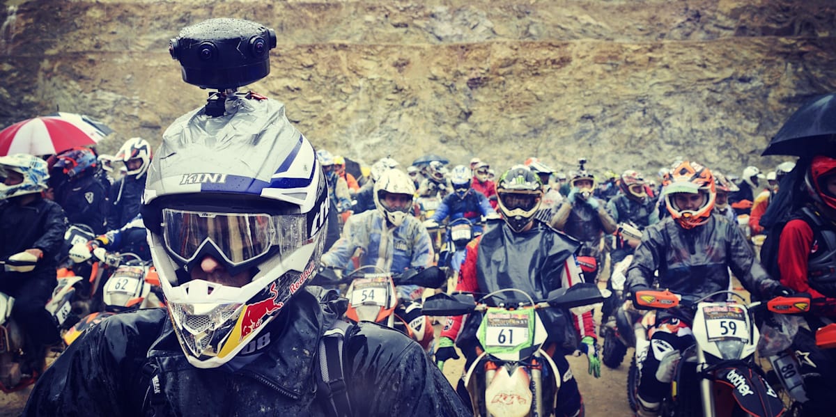 Vídeo: Red Bull Hare Scramble 360 grados