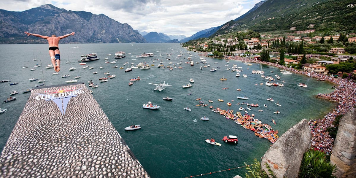 Red Bull Cliff Diving comes to Lake Garda