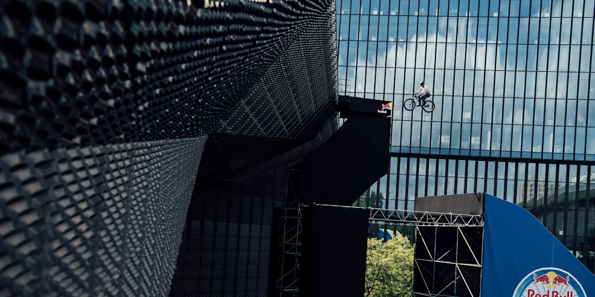 Daniel Zawistowski na Red Bull Roof Ride Rookies