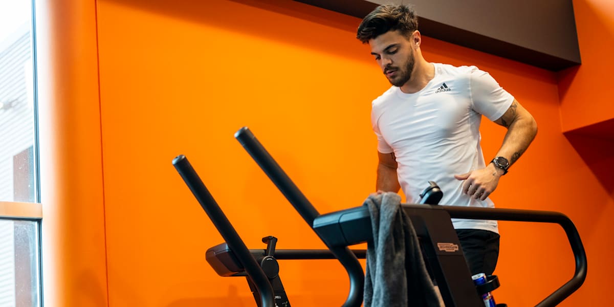 Romain Ntamack lance une app pour les buteurs de rugby