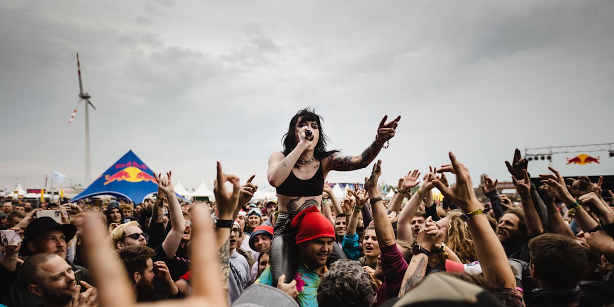 Walk on Stage - Hot Milk