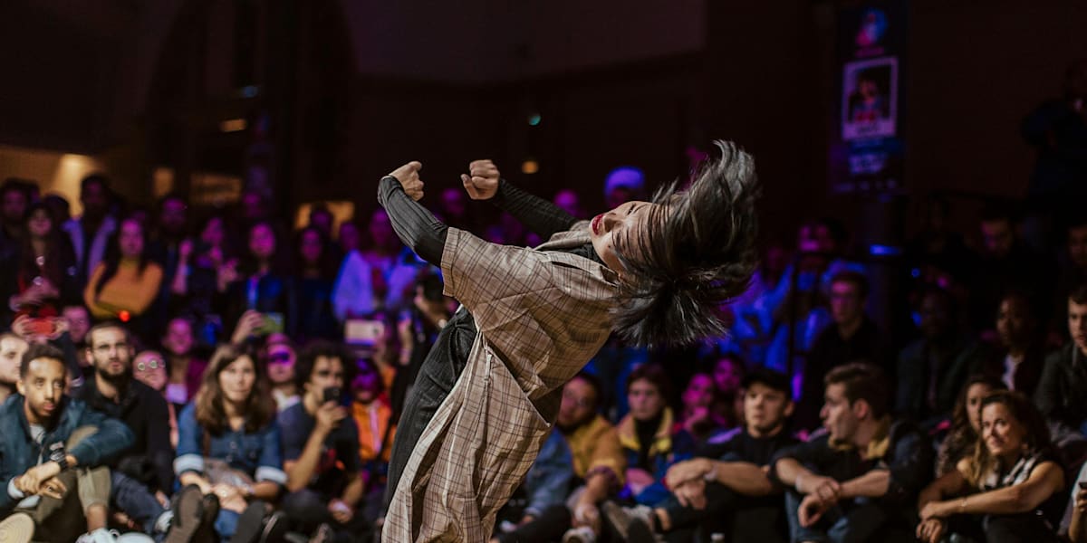 舞風競豔弄姿：Waacking 與 Voguing