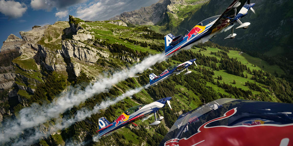Flying Bulls Aerobatics Team: fotogalerie a rozhovor