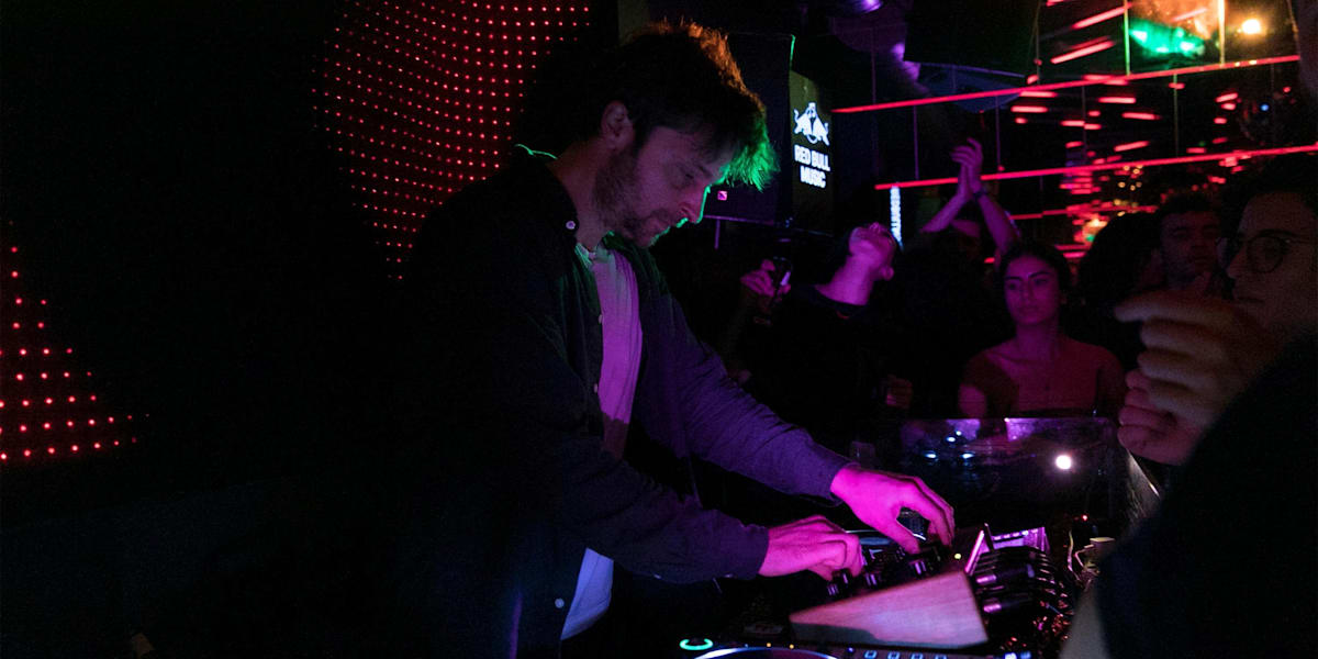 Jeremy Underground'un İstanbul Performansından Kareler