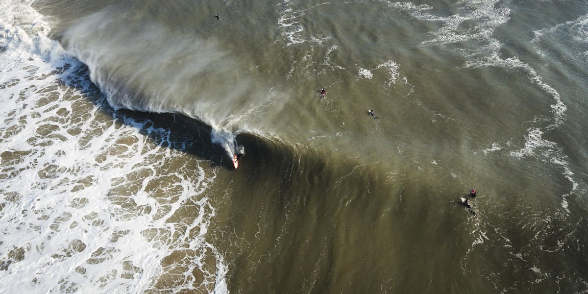 Sessions: East Coast USA winter surf perfection +video+