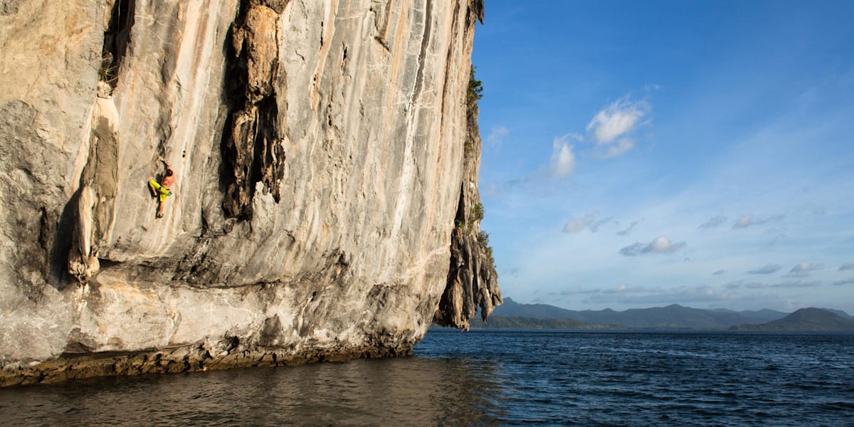 Psicobloc : l'escalade extrême au-dessus de l'eau