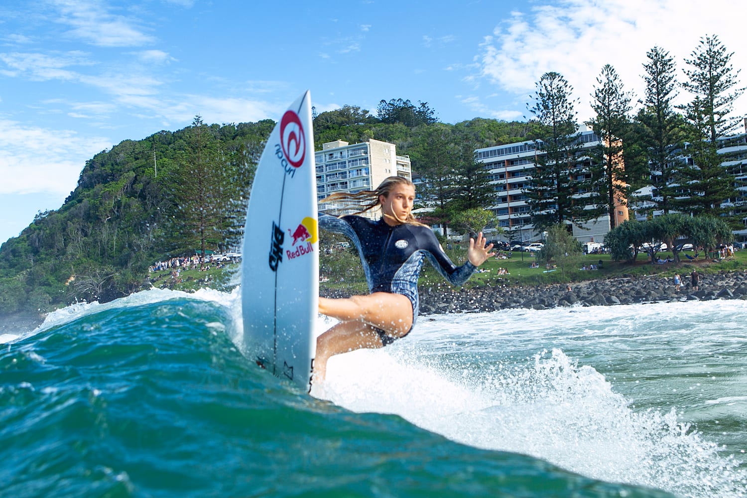 Surfing: Get to know Australian star Molly Picklum