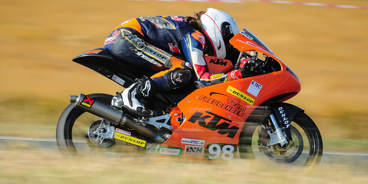 Entrevista con el piloto de Moto3 Karel Hanika