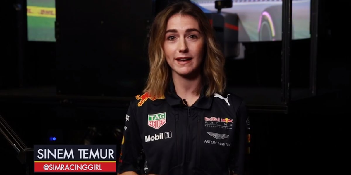 SimRacingGirl in Red Bull Racing's F1 simulator +video+