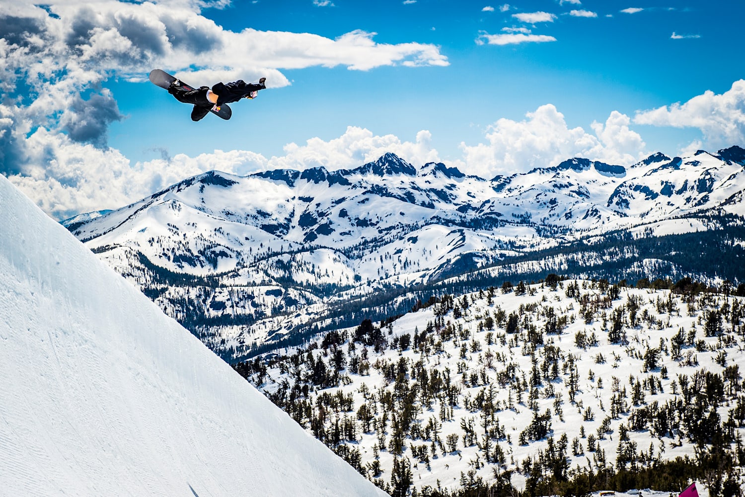 Glimpse/: Scotty James snowboarding show