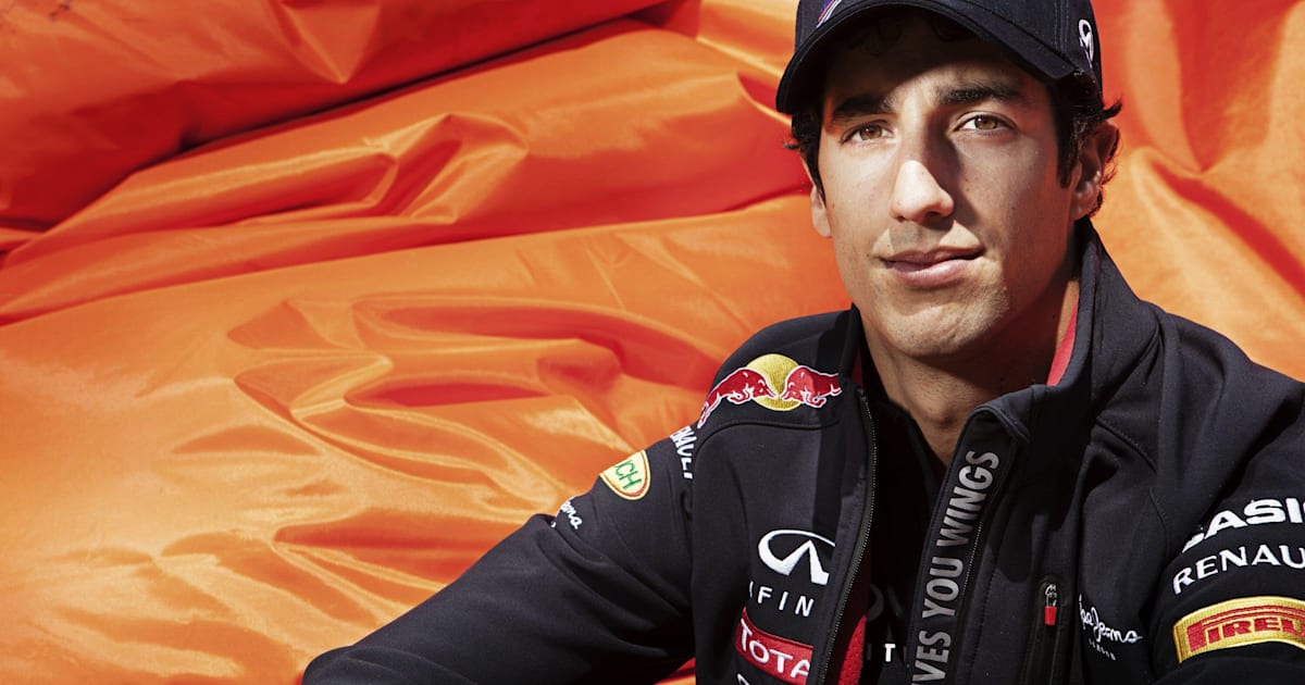 Ricciardo confirmed at Infiniti Red Bull Racing