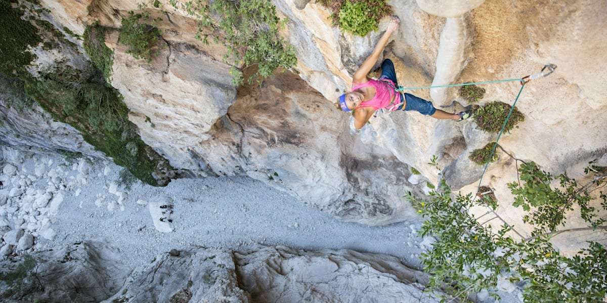 Sasha DiGiulian Climbing