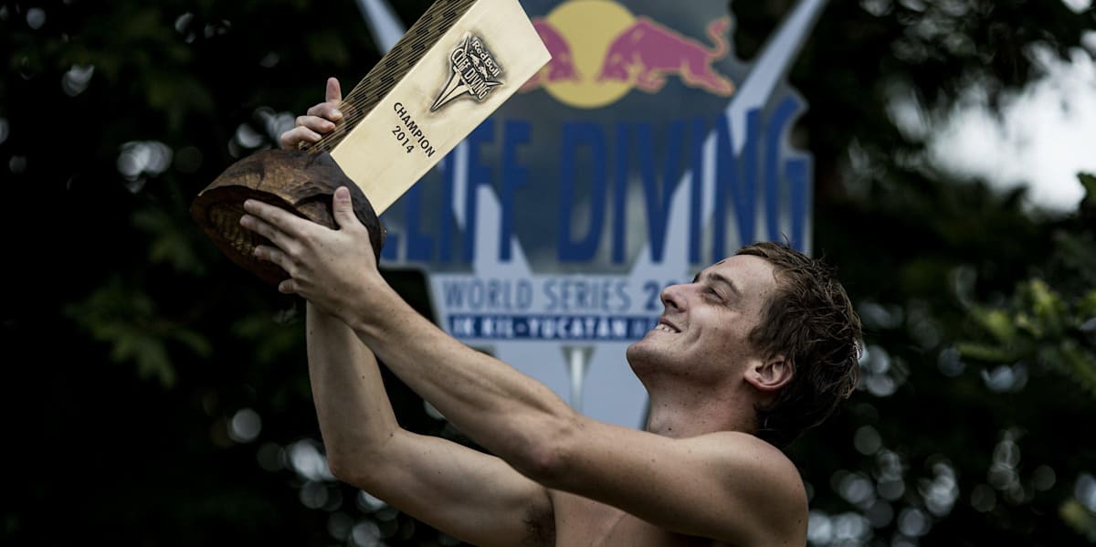 Watch Gary Hunt's winning dive in Mexico