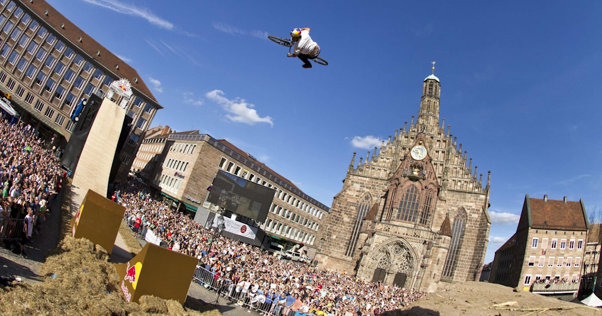 Red Bull District Ride 2011 - Best Trick Clip