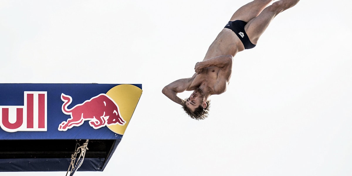 Les stars du Cliff Diving rendent hommage à Gary Hunt