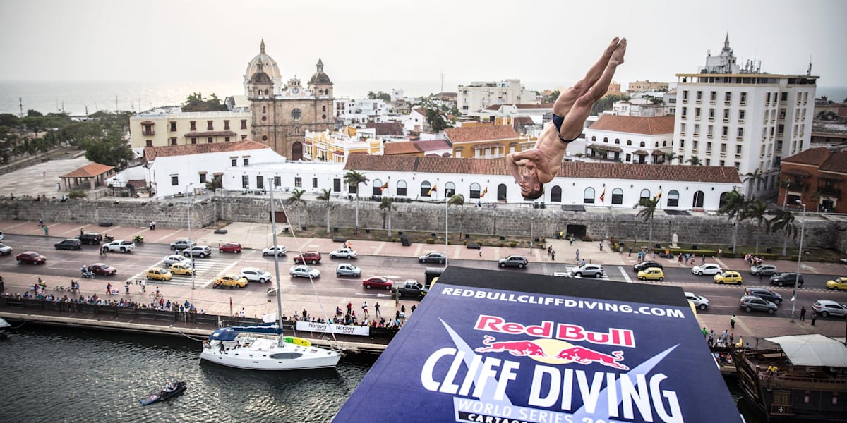 Red Bull Cliff Diving 2015