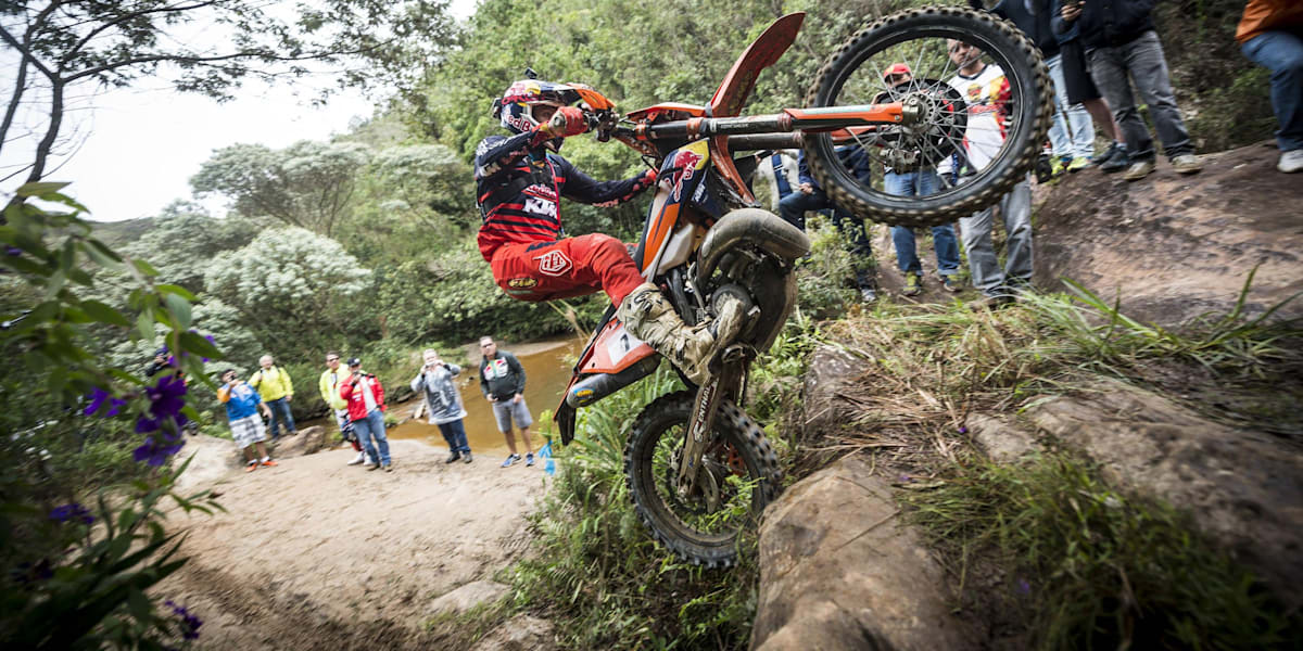 Red Bull Minas Riders 2017 | Day 1 results & report