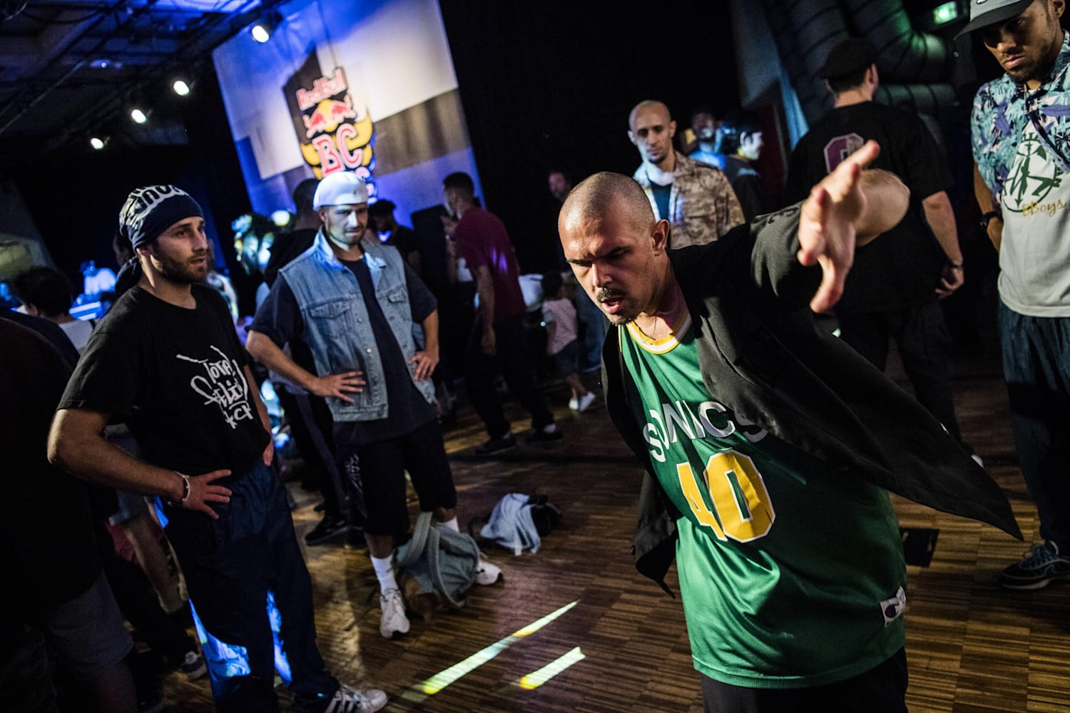 Street dance terms: Cypher call out battles +Guide+