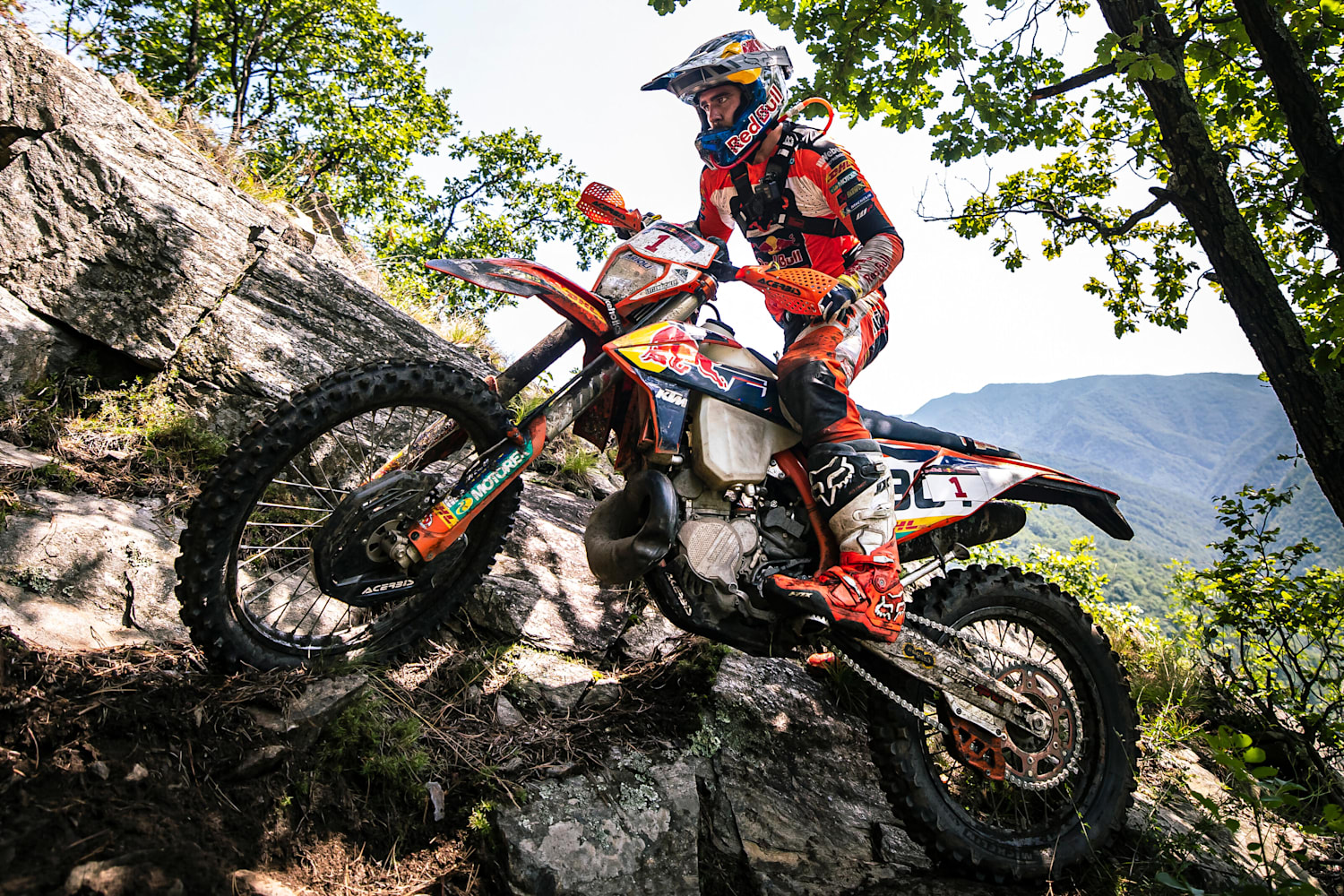 Red Bull Romaniacs 2021: Manuel Lettenbichler wins race