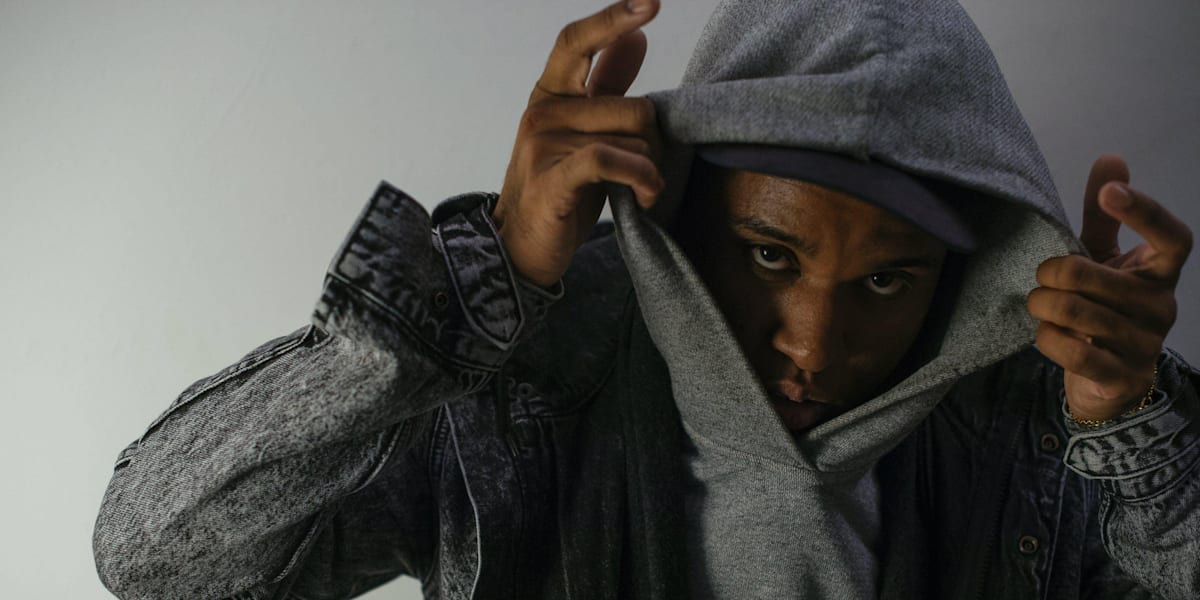 Lunice mediteert om muziek te horen