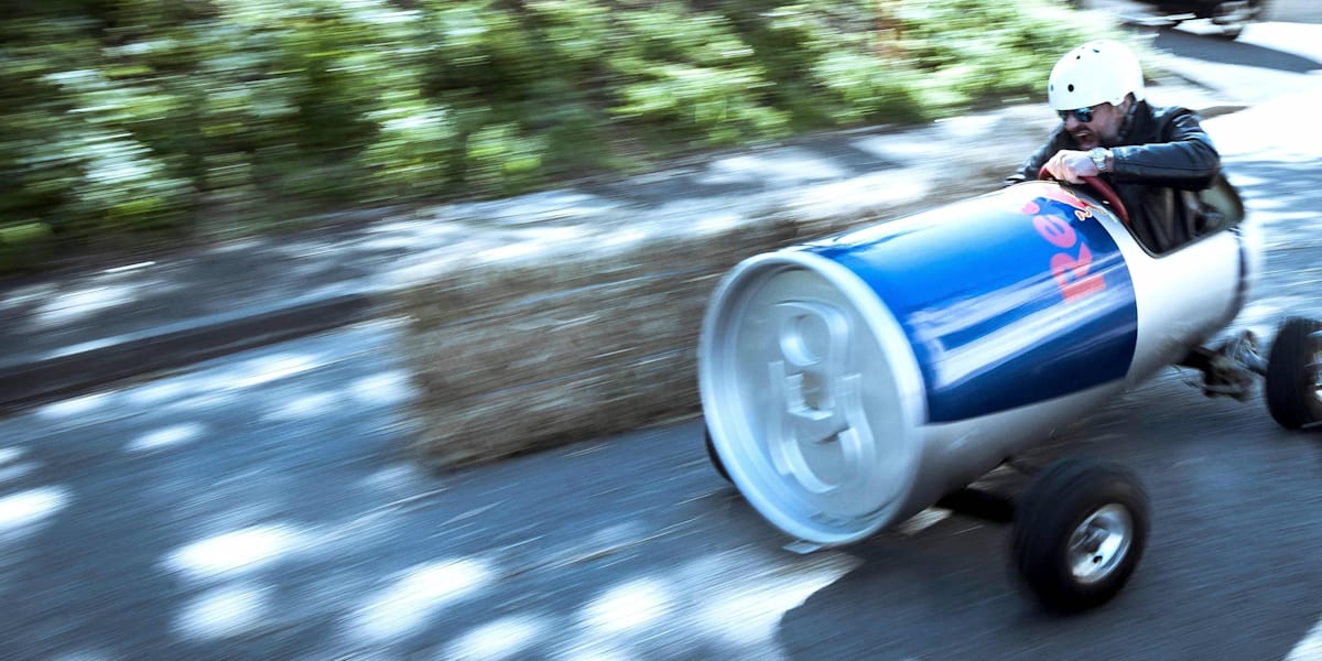 Red Bull Box Cart Race：プロが教えるドライビングテクニック！