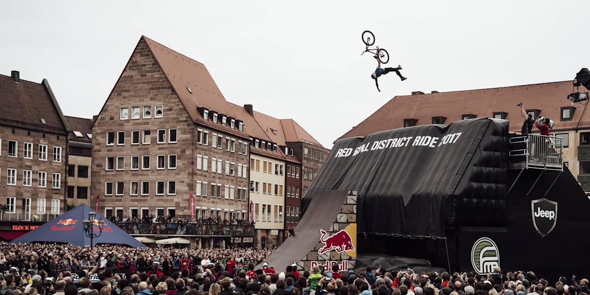 Foto's Red Bull District Ride