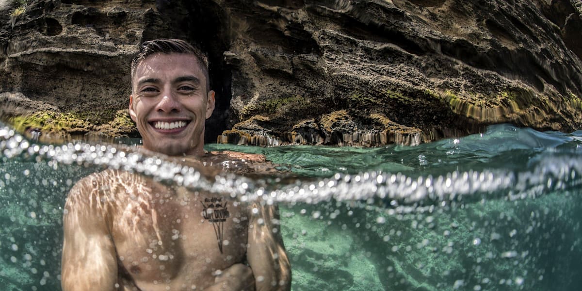 Jonathan Paredes, campeón Red Bull Cliff Diving