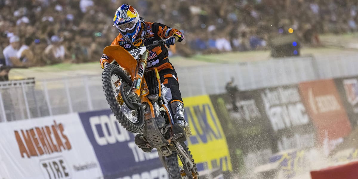 Supercross | Red Bull