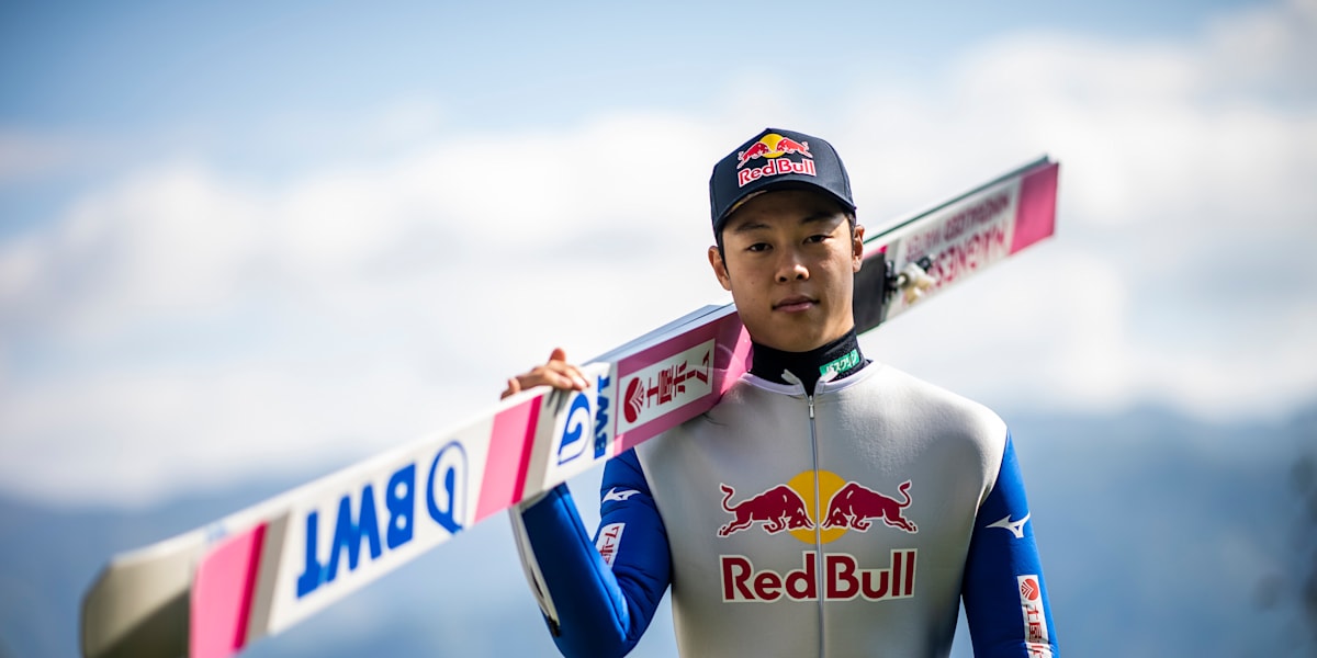Ryoyu Kobayashi: ski jumper wins Four Hills title