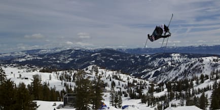 Simon Dumont, légende du ski freestyle dans Dropping In