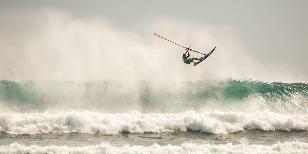 Jason Polakow: Watch him windsurfing in Indonesia