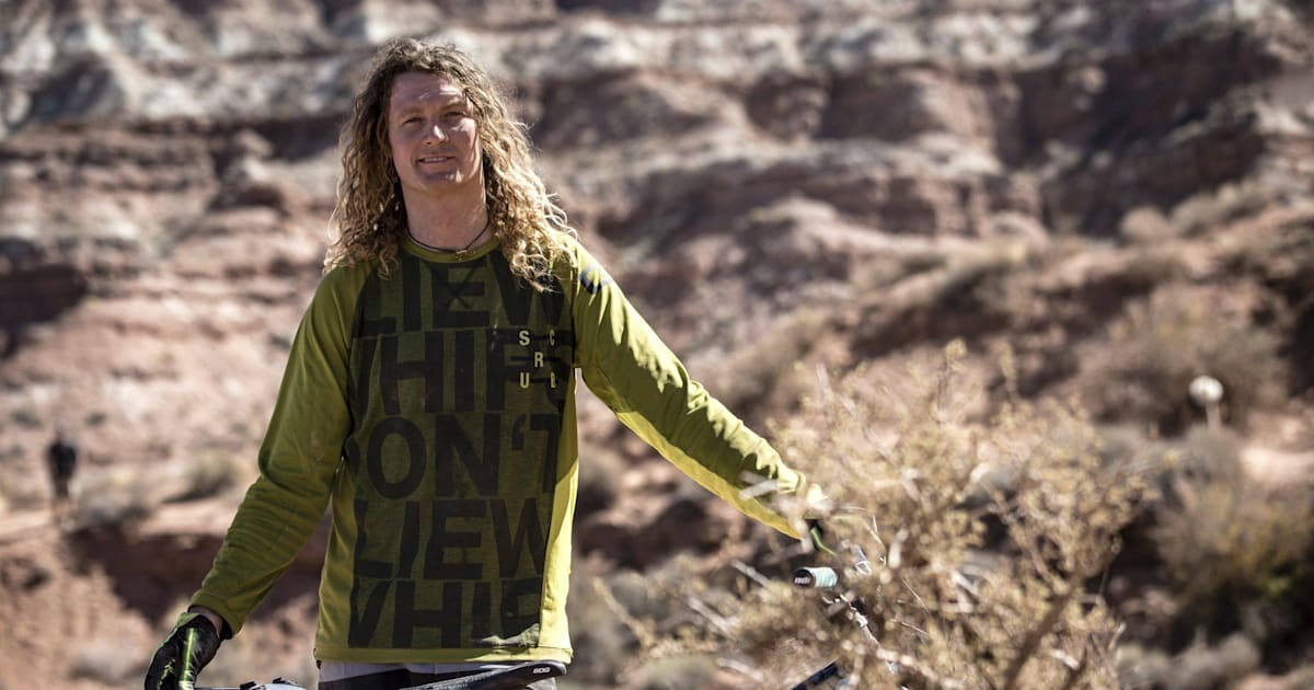 Carson Storch and MTB's Best Remember Kelly McGarry