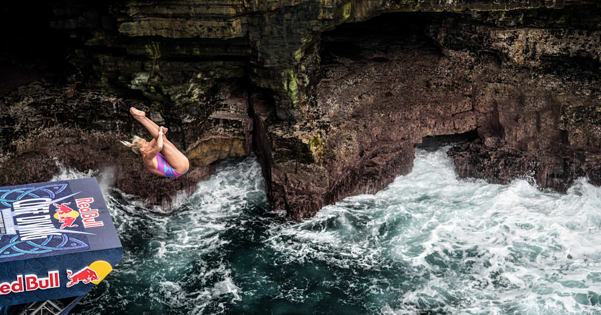 Hitting water at 85kph: the sport of cliff diving