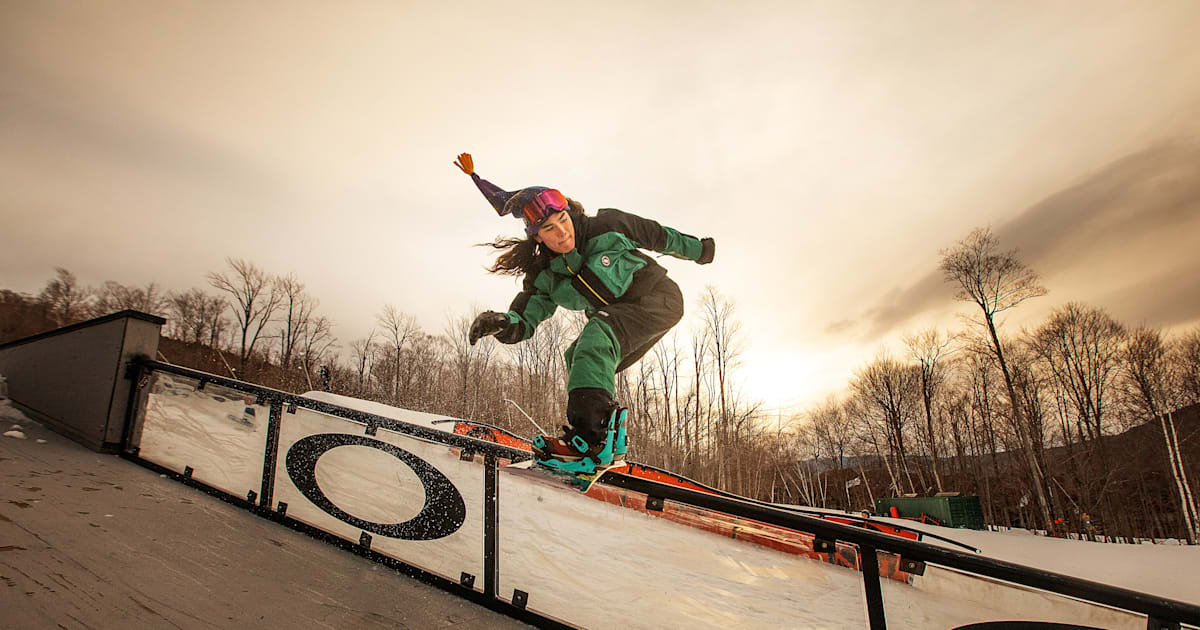Red Bull Slide-In Tour: snowboarding vlog episode 2
