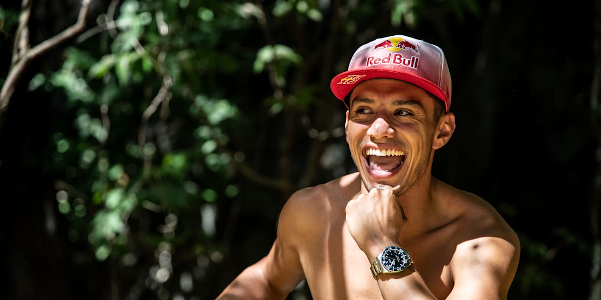 Jonathan Paredes: Get to know the Mexican cliff diver