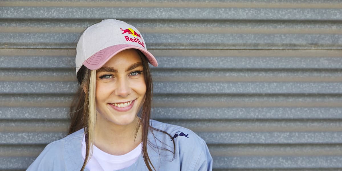 Amber 'Paladin Amber' Wadham: Gaming – Red Bull Athlete