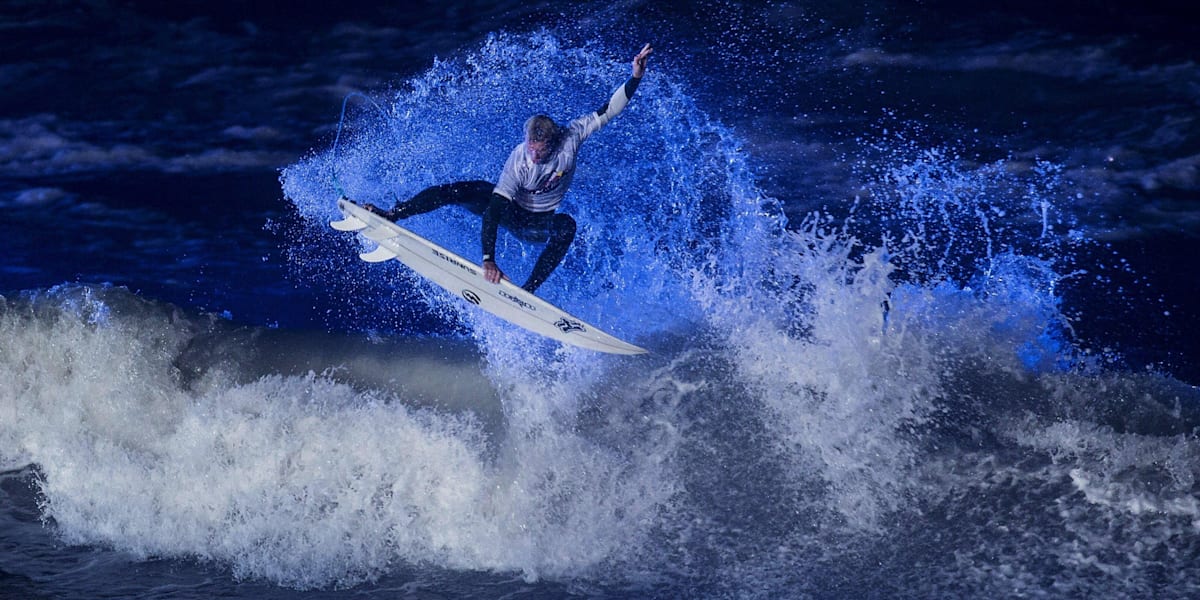 Red Bull Night Riders 2015