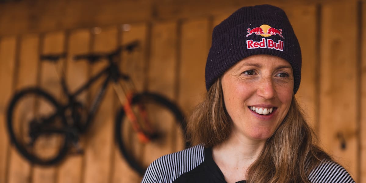 Rachel Atherton: MTB Downhill – Red Bull Athlete Page